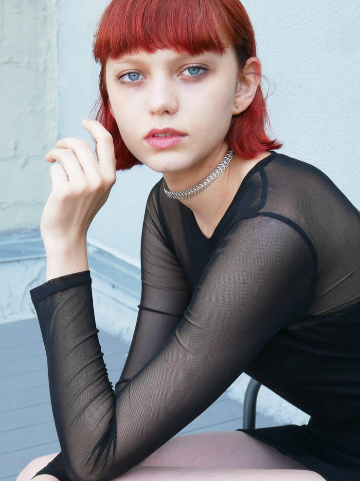 Katie Moore (model) picture