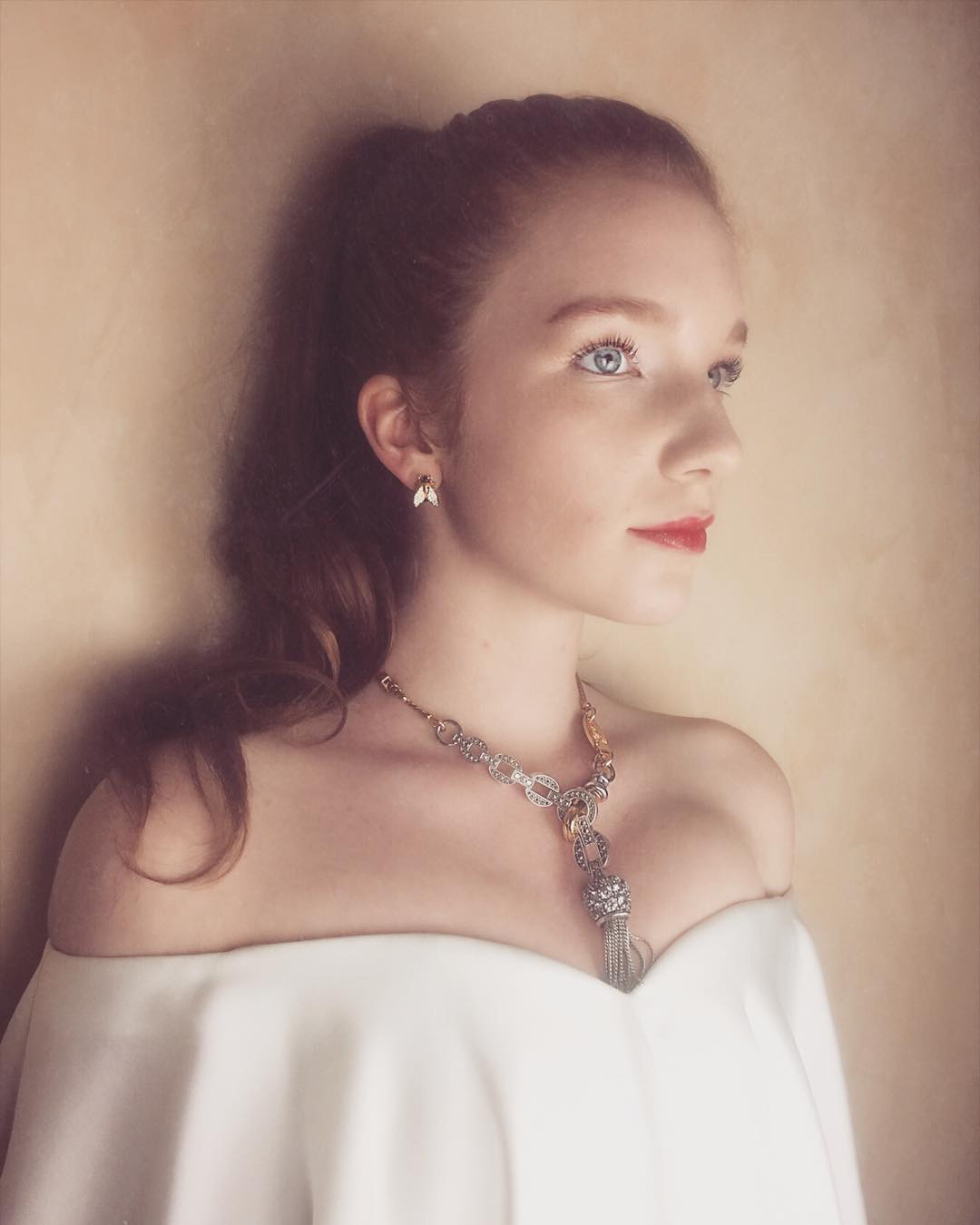 Picture of Annalise Basso