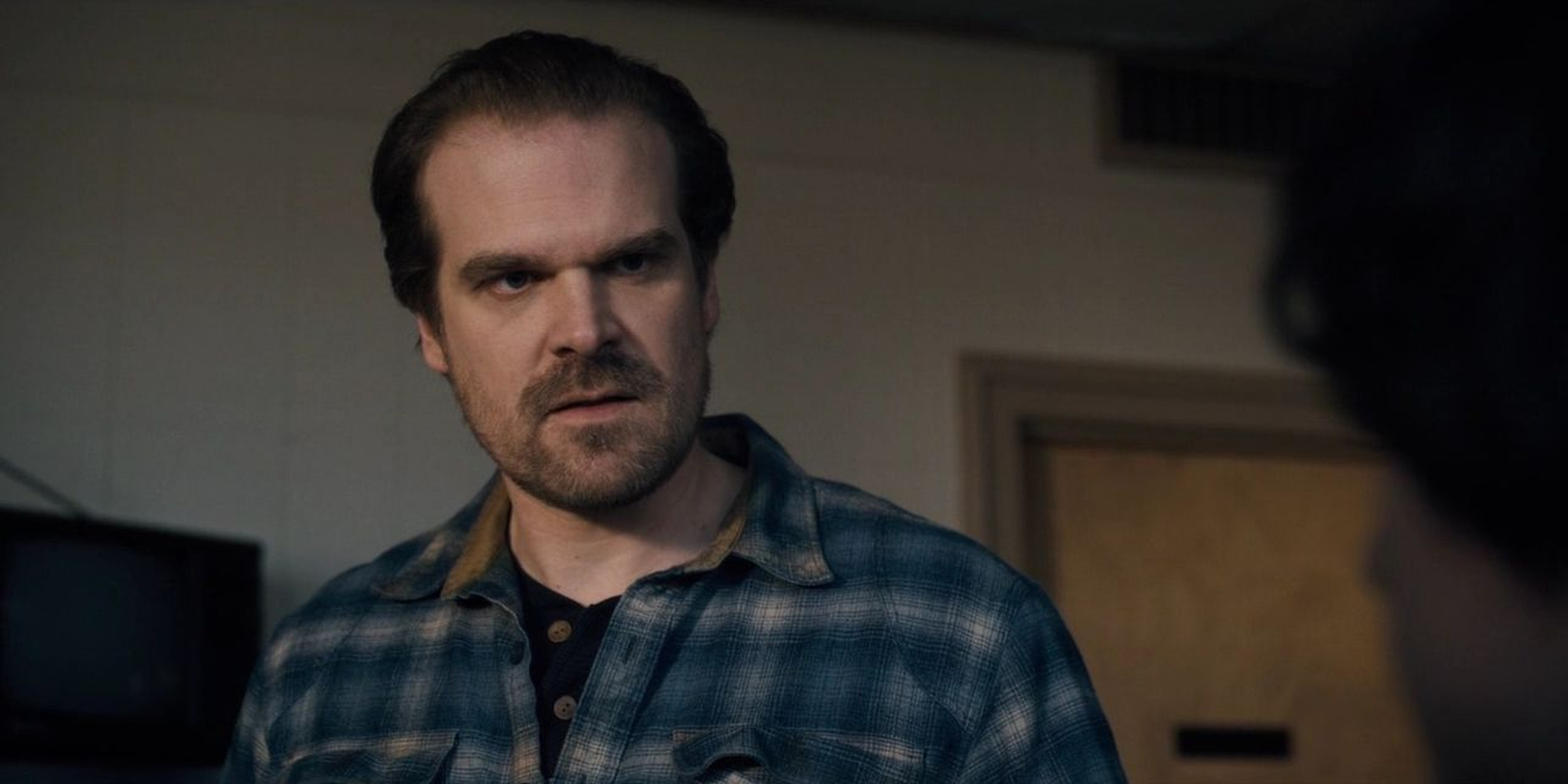 S1 E7: "Chapter Seven: The Bathtub"