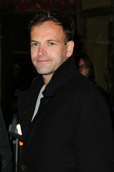 Picture of Jonny Lee Miller