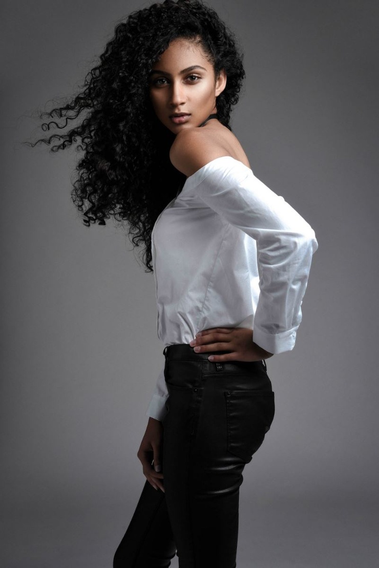 Picture of Gabriela Deleon