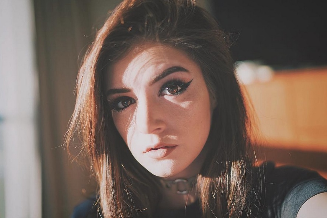 Picture of Chrissy Costanza