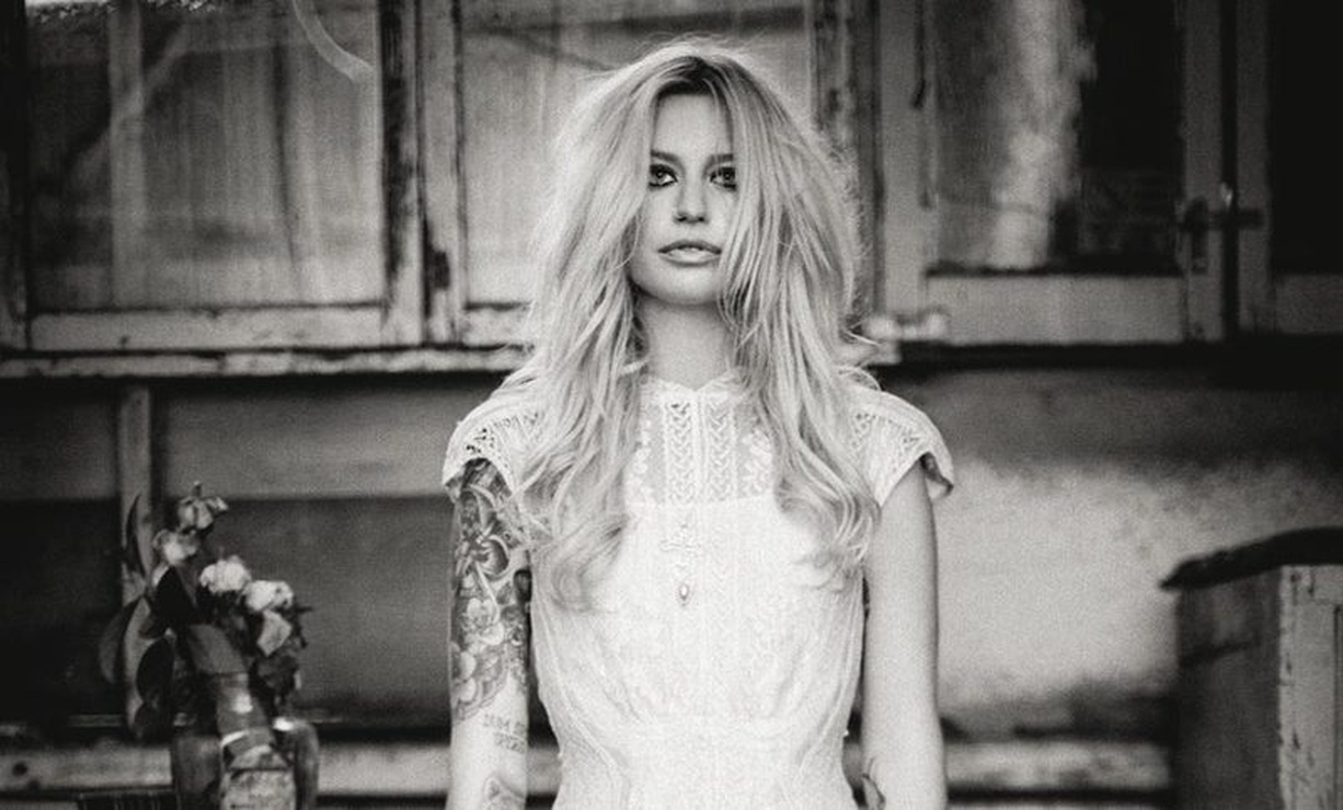 Picture of Gin Wigmore