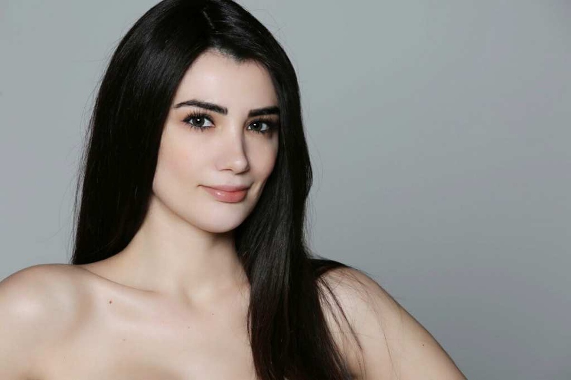 Tugba Sariünal image