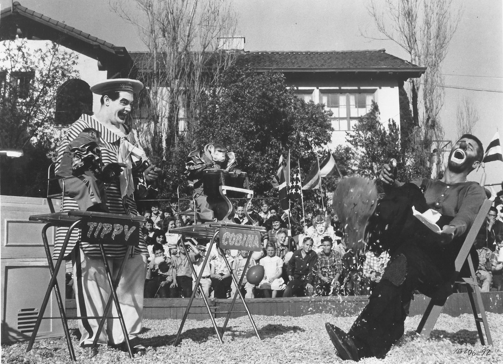 Picture of 3 Ring Circus