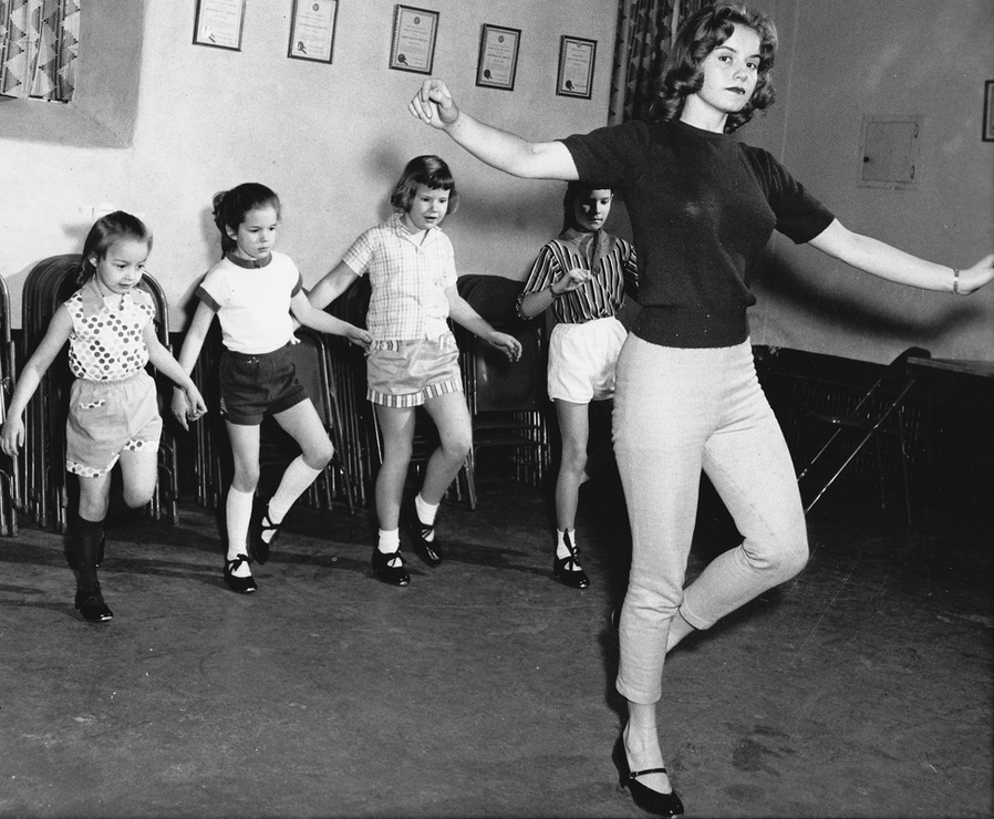 Picture of Sharon Farrell