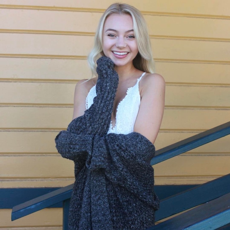 Cassie Brown image
