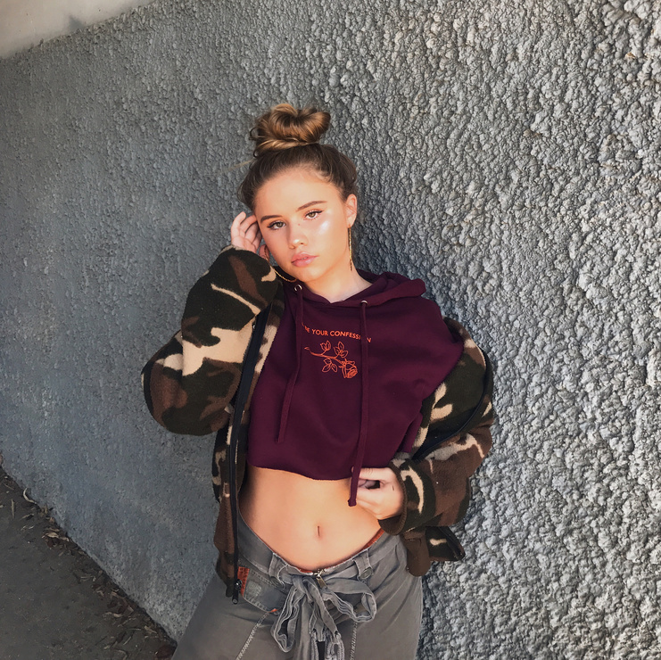 Picture of Lexee Smith