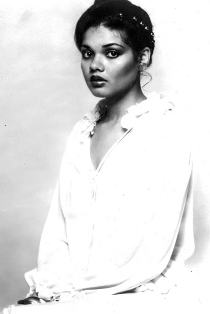 Picture of Angela Bofill
