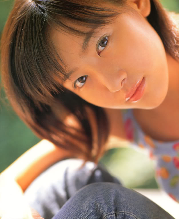 Picture of Aki Maeda