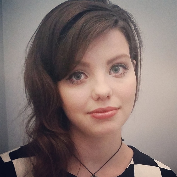 Picture of Chloe Levine