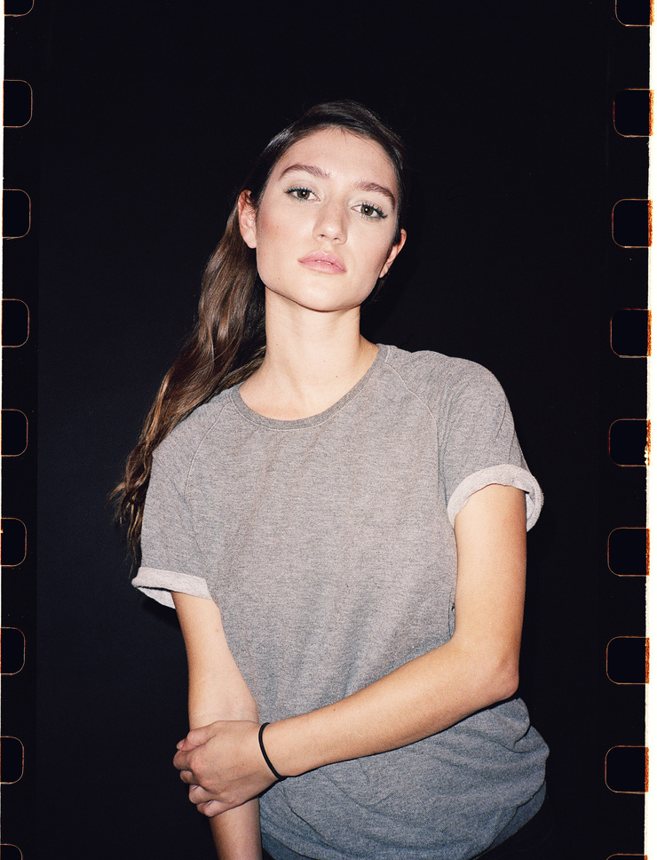 Elizabeth Elam picture