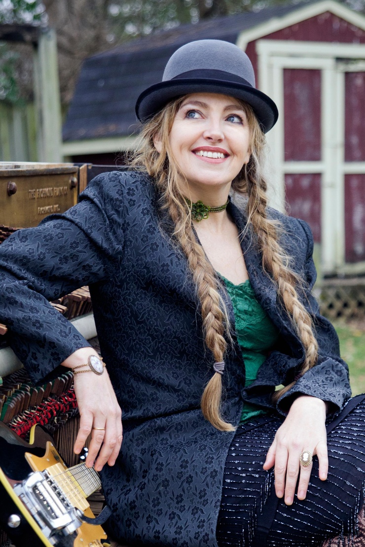 Picture of Anne McCue