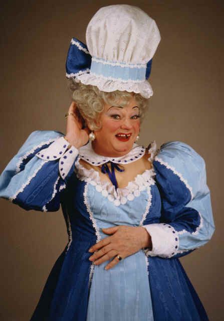 Picture of John Inman