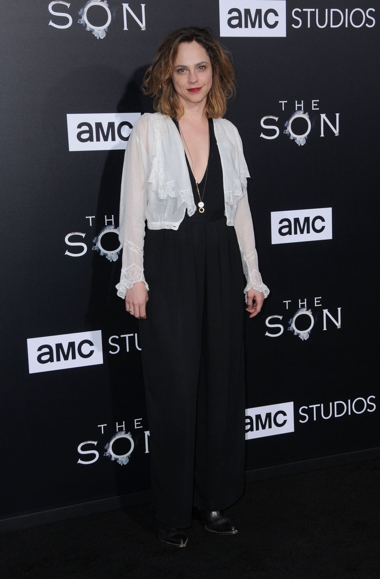 Picture of Fiona Dourif
