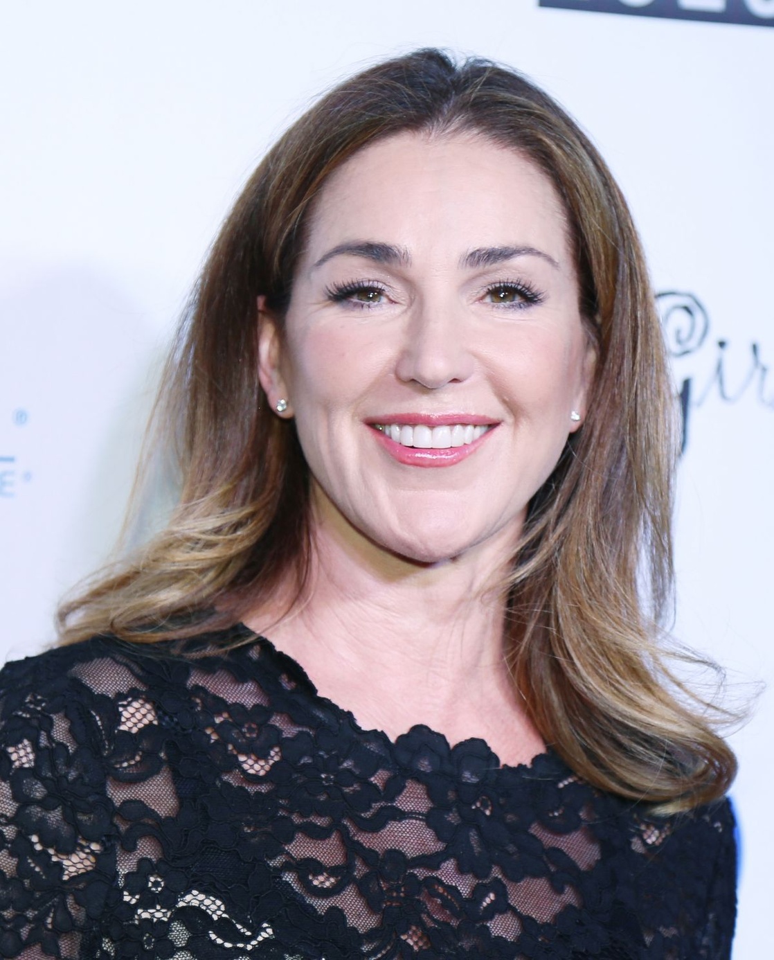 Picture of Peri Gilpin
