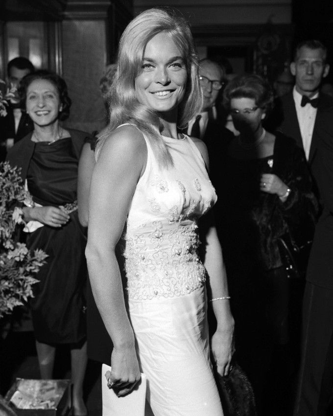 Picture of Shirley Eaton