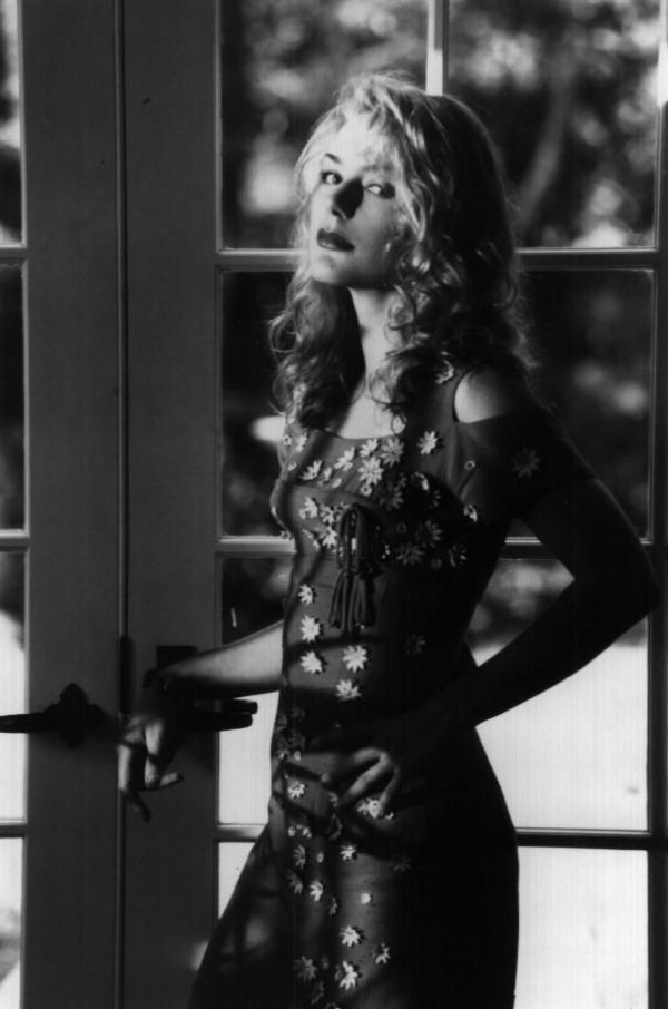 Picture of Dedee Pfeiffer