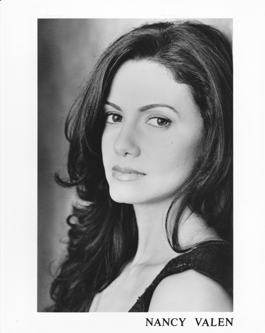 Nancy Valen headshot