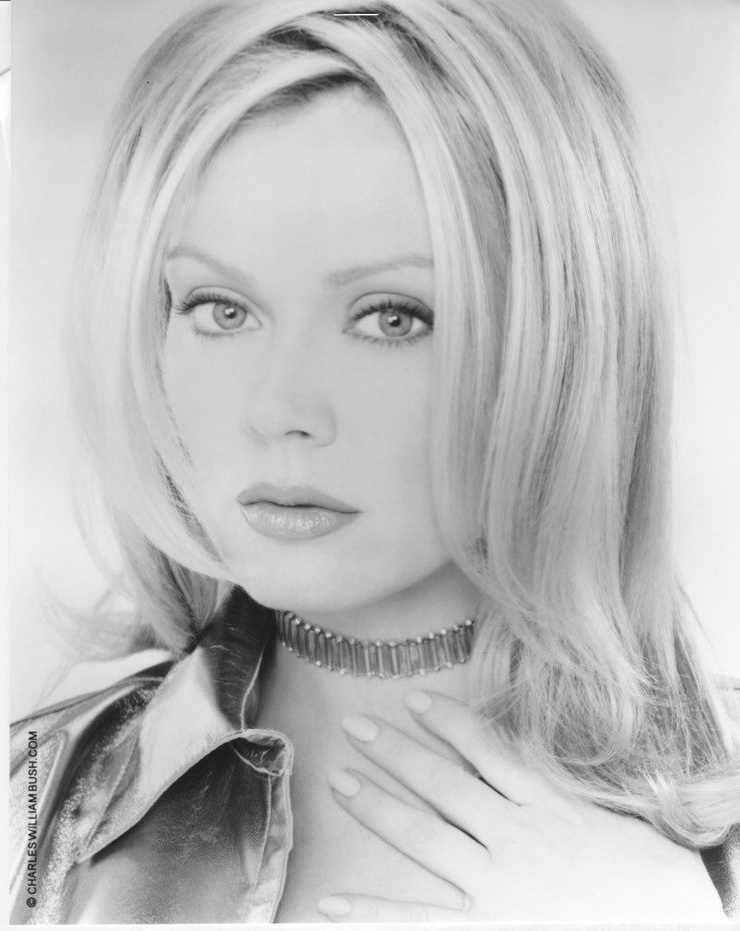 Picture of Gail O'Grady