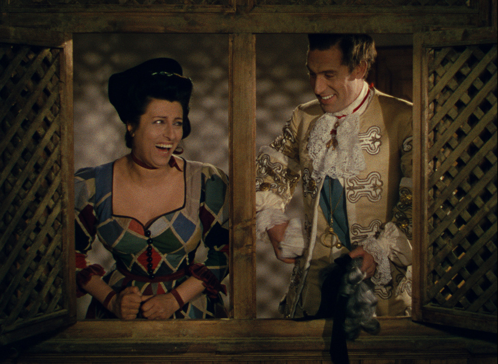 The Golden Coach picture