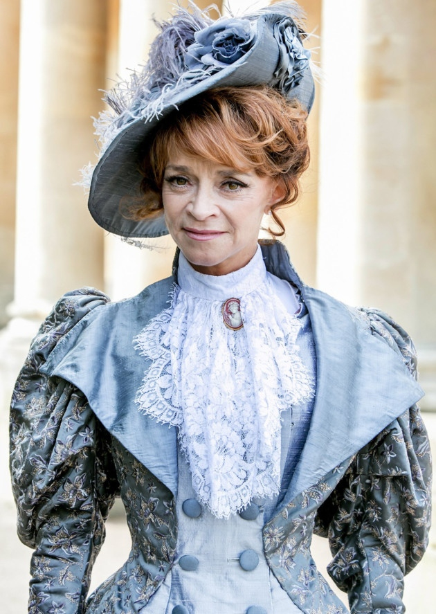 Picture of Sue Holderness