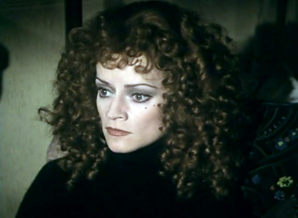 Sue Holderness image