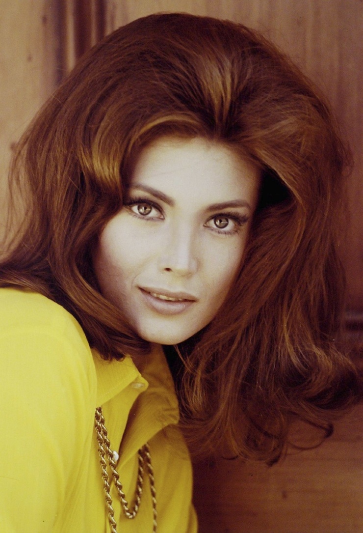 Picture of Gayle Hunnicutt