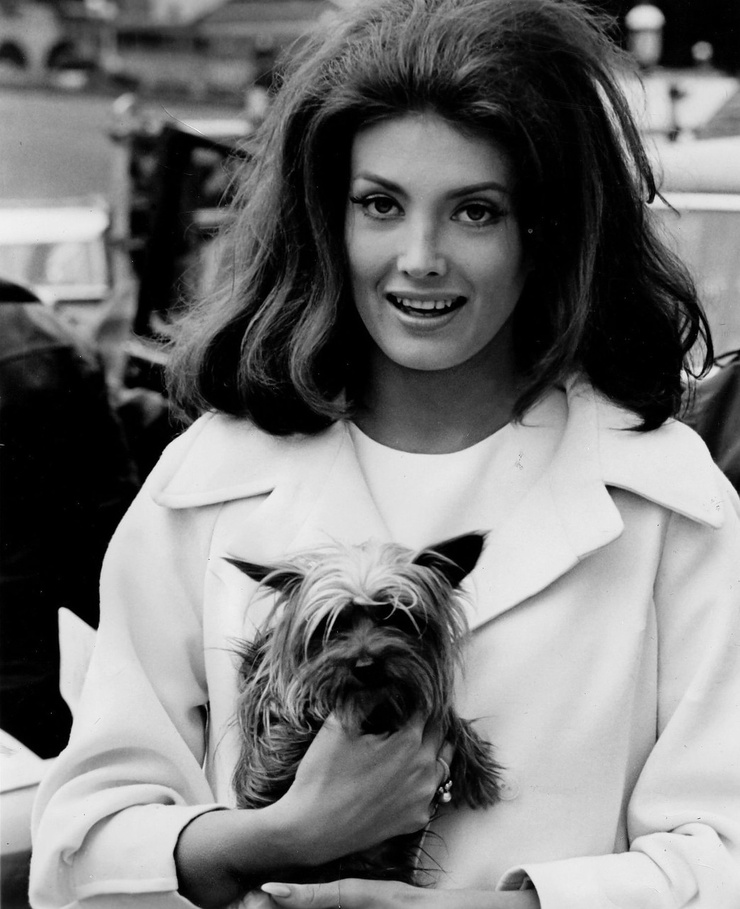 Picture of Gayle Hunnicutt