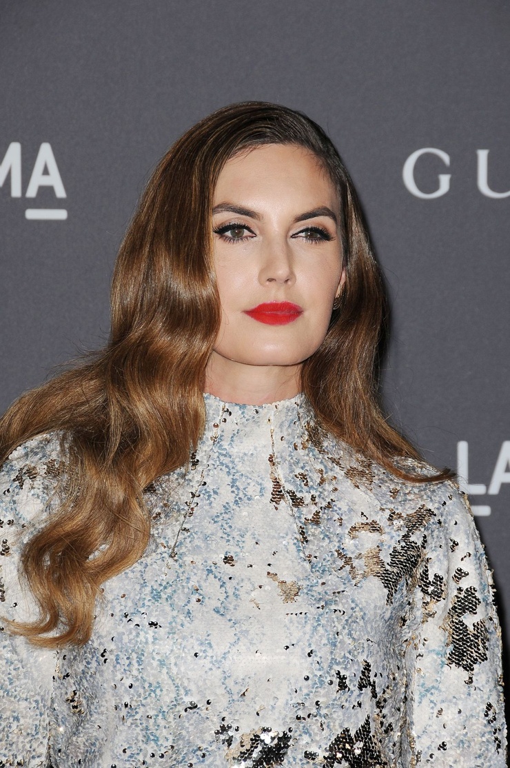 Picture of Elizabeth Chambers