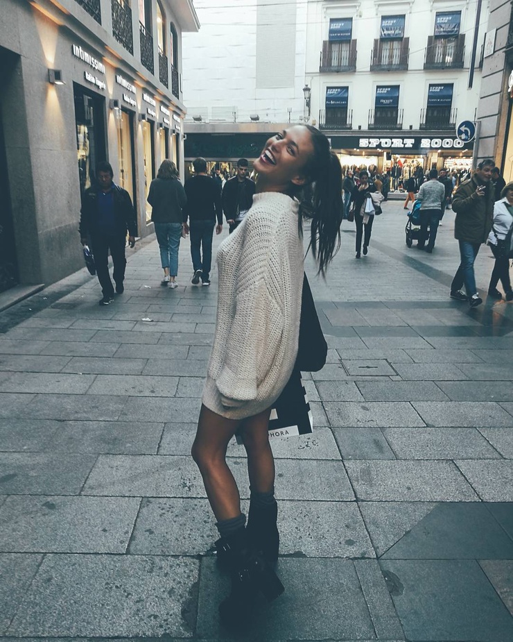 Elisa Mouliaá picture