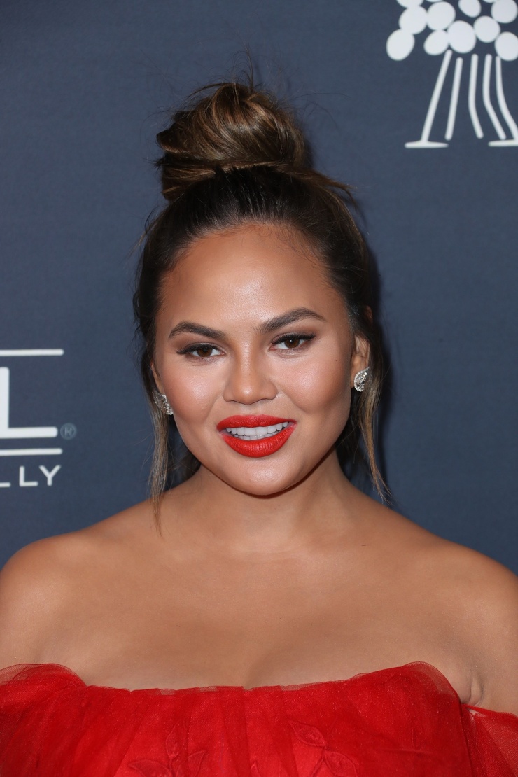 Christine Teigen picture