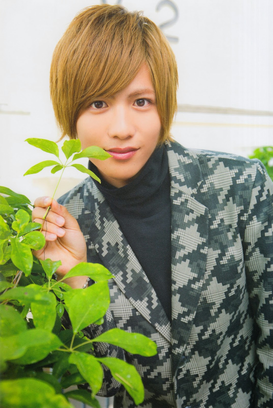 Picture of Jun Shison