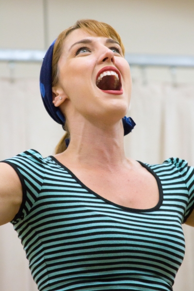Mara Davi image