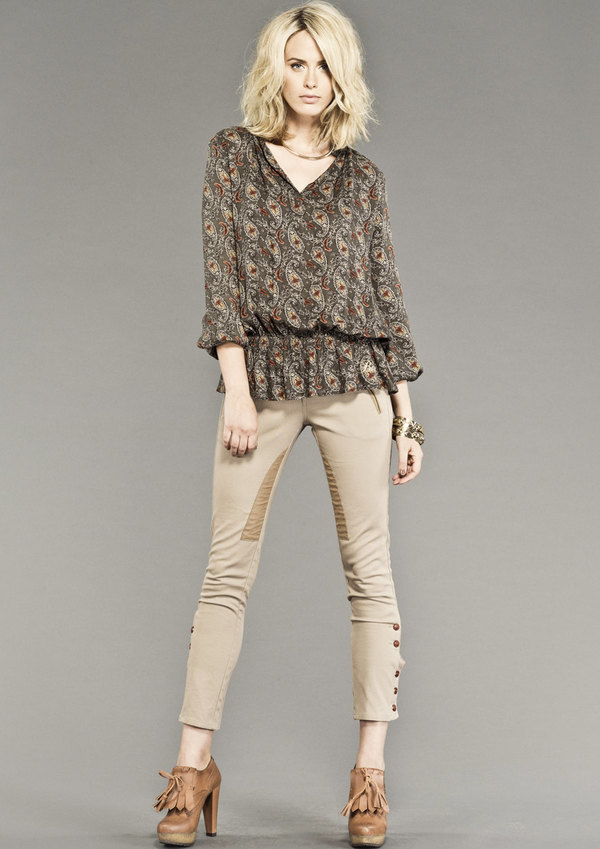 Picture of anna davoll