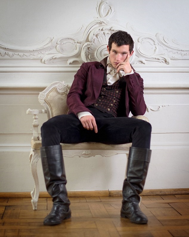 Picture of Callum Turner