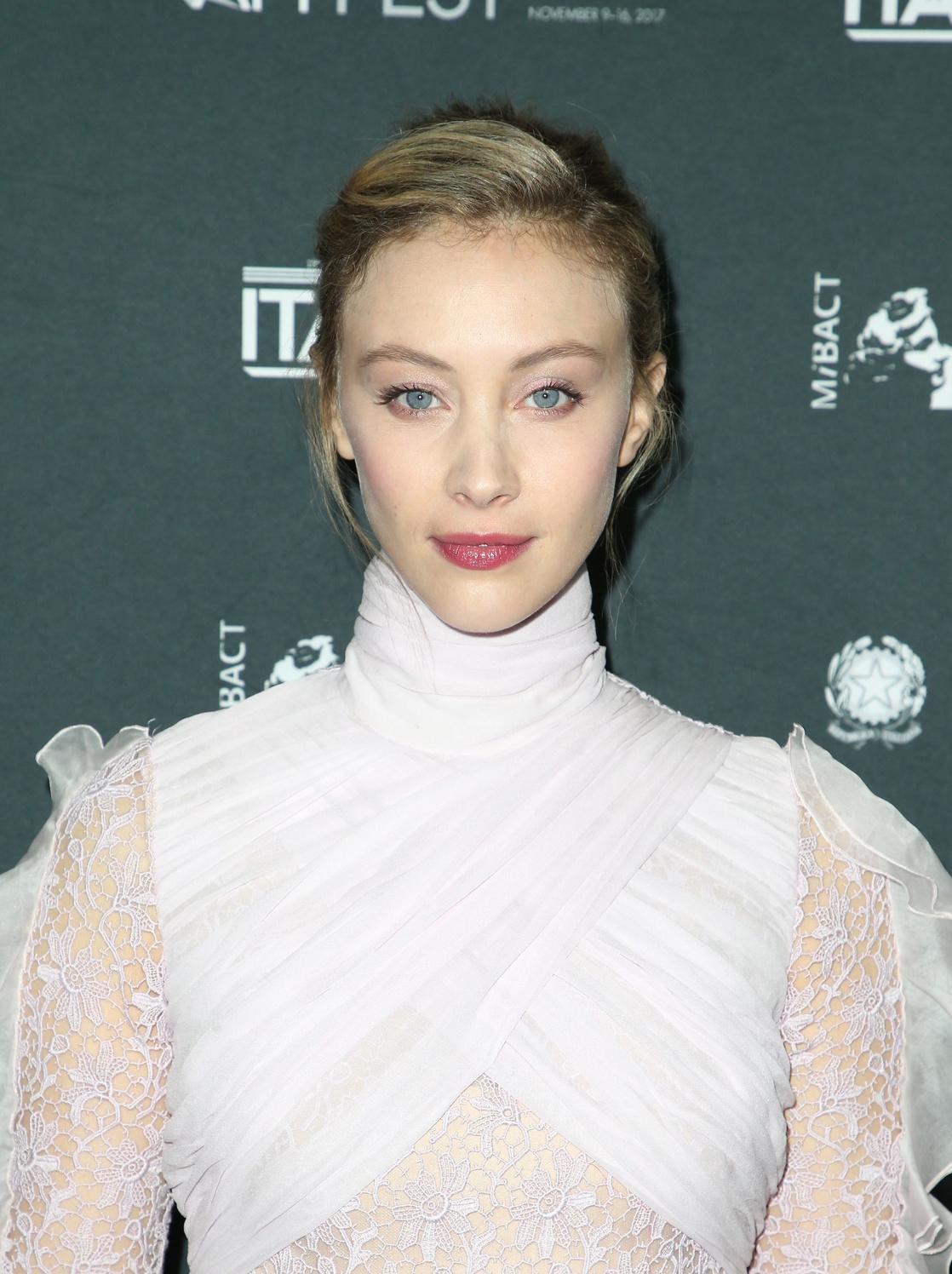 Sarah Gadon picture