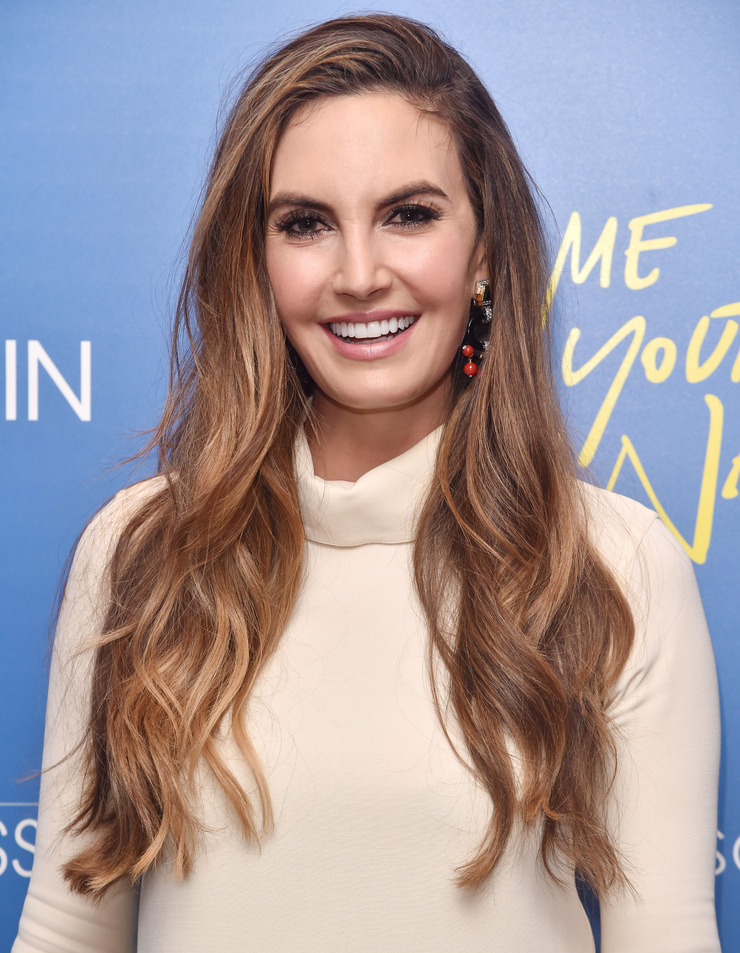 Picture of Elizabeth Chambers