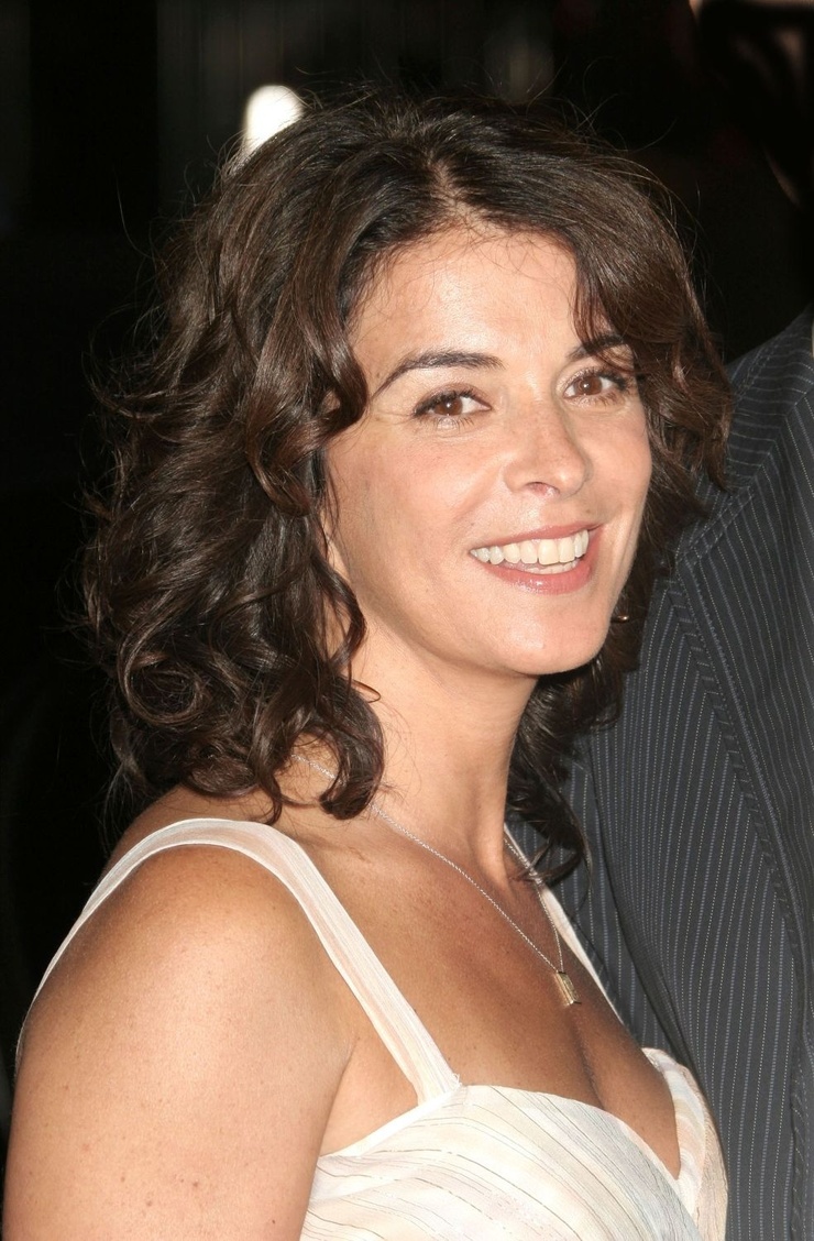 Annabella Sciorra