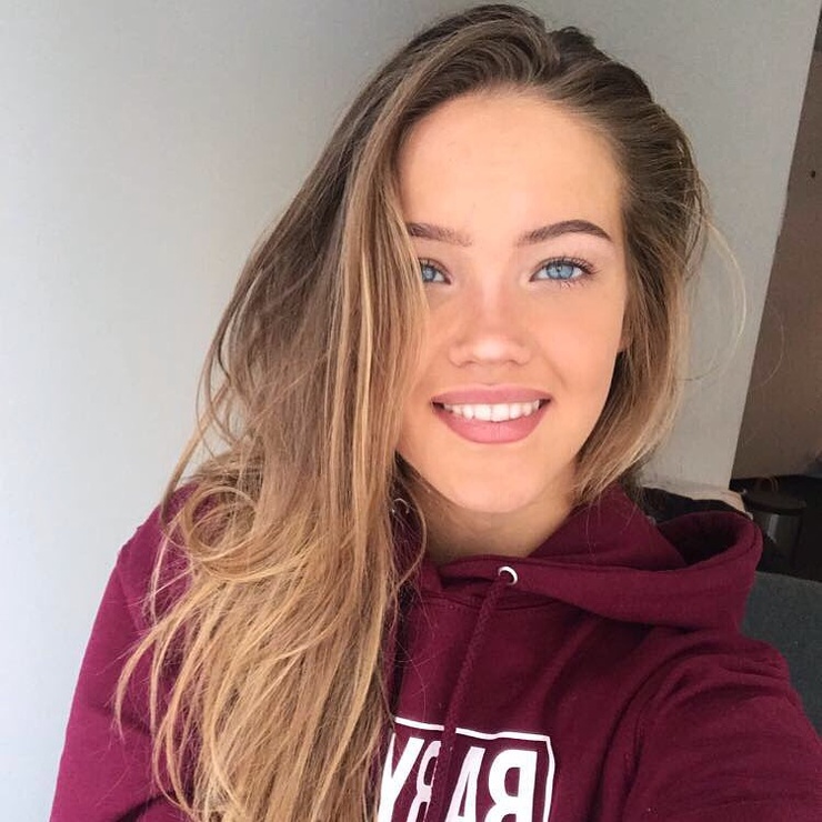 Isha van Dijk image