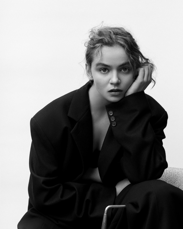 Morgan Saylor picture