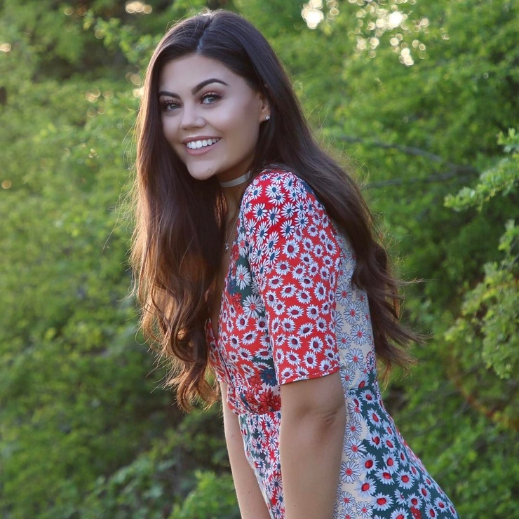 Emily Canham picture