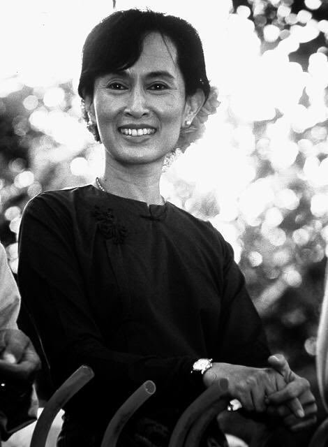 Aung San Suu Kyi picture