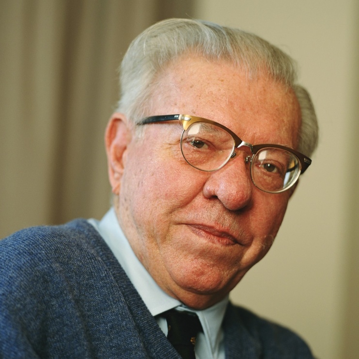 Fred Hoyle picture