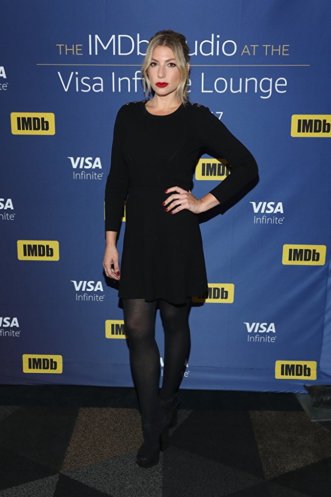 Picture of Ari Graynor