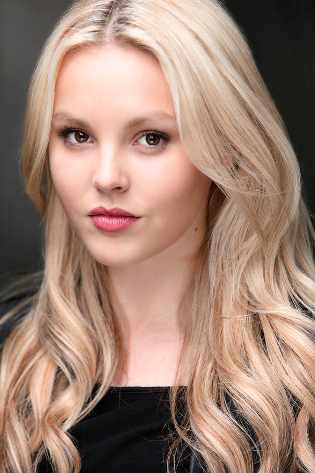 Picture of Betsy-Blue English