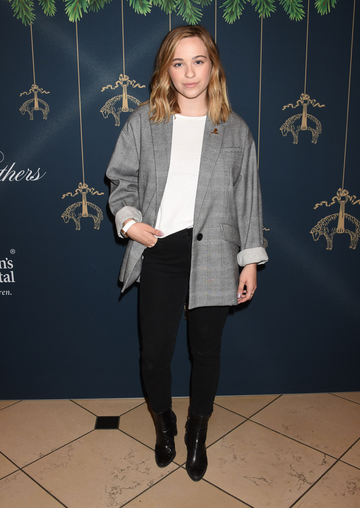 Picture of Cailee Rae