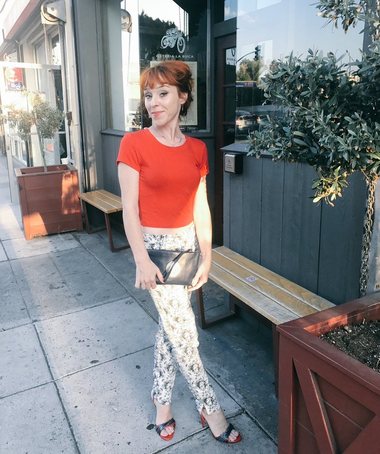 Picture of Ruth Connell