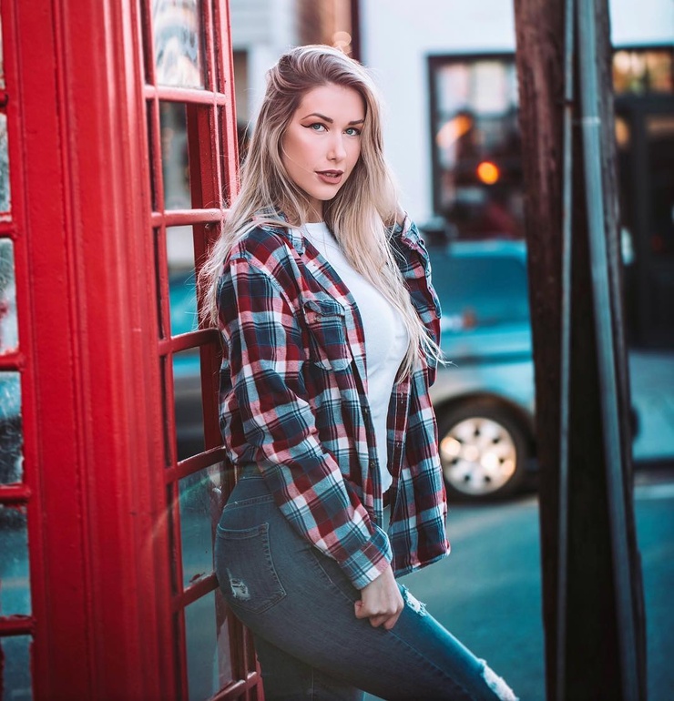 Noelle Foley picture