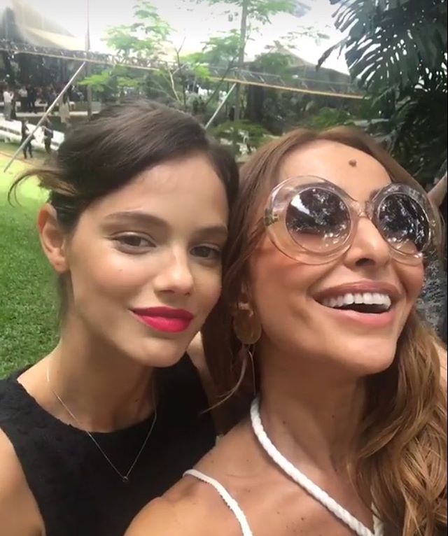 Picture of Laura Neiva